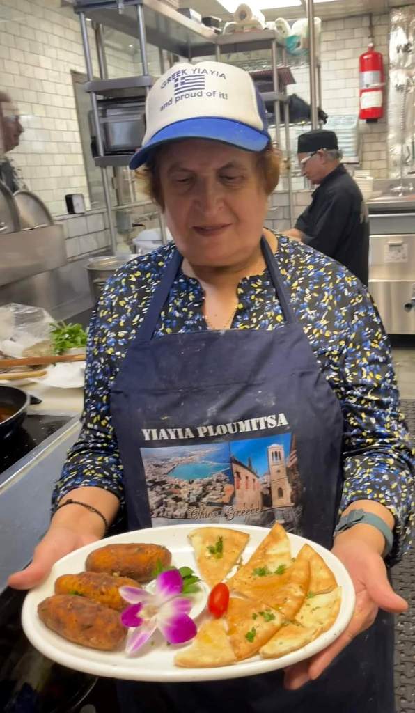Οι πατατοκεφτέδες της κυρίας Πλουμίτσας - Chios News